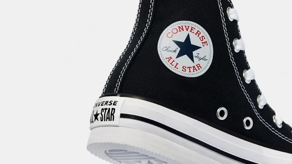 Converse Chuck Taylor All Star Lift Platform A02485C | BestPrice.gr