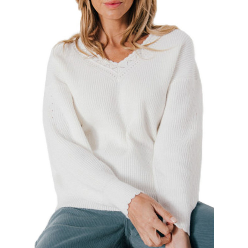C'est Beau La Vie Γυναικεία Πλεκτή Μπλούζα με V Λαιμόκοψη Εκρού ...